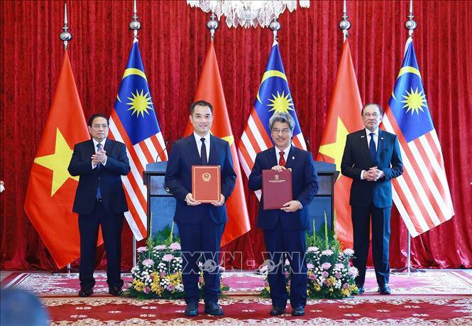 VNU and the National University of Malaysia signed a cooperation ...